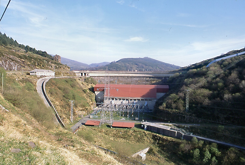GOING | Presa de Alsa y Salto de Aguayo